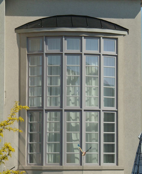 Bow Window